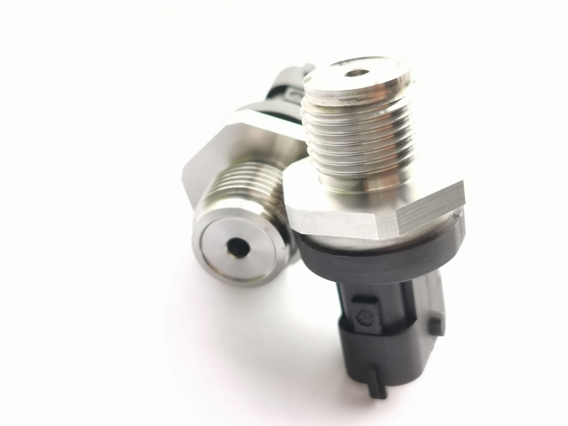 0281006326 Rail Pressure Sensor for High-pressure Rail Repairing